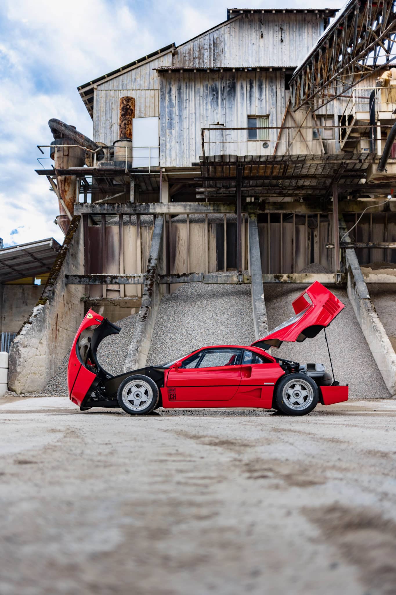 Ferrari F40 - Drive Vintage