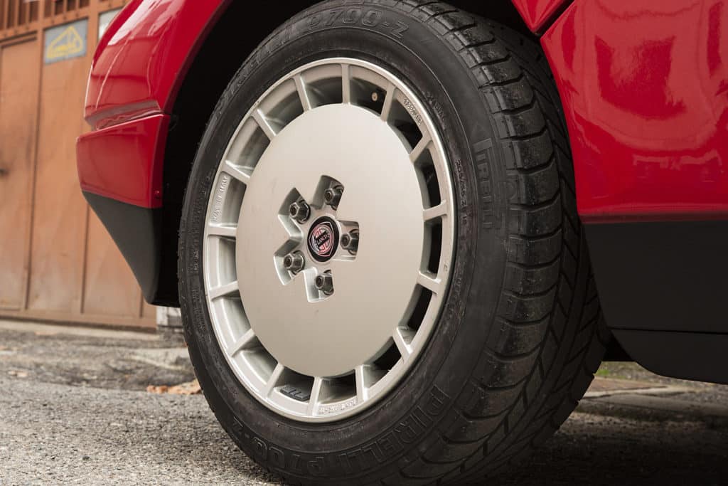 1985 Lancia Delta S4 Stradale - Drive Vintage